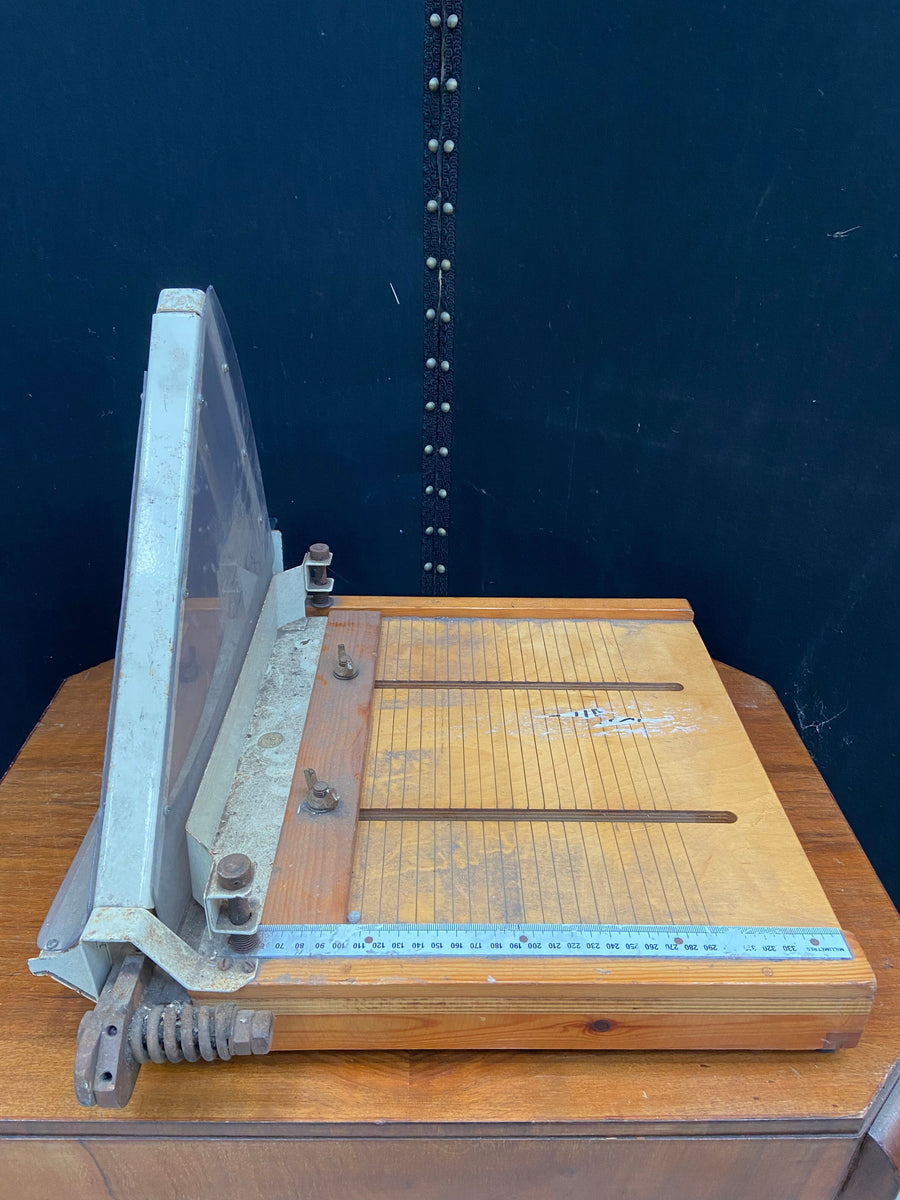 Paper Guillotine – Ashwood Props