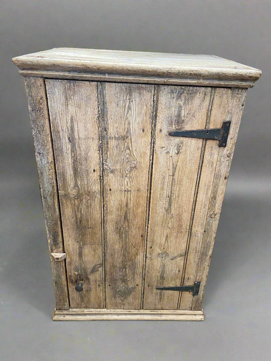 Rustic Outdoor Storage Unit – Ashwood Props