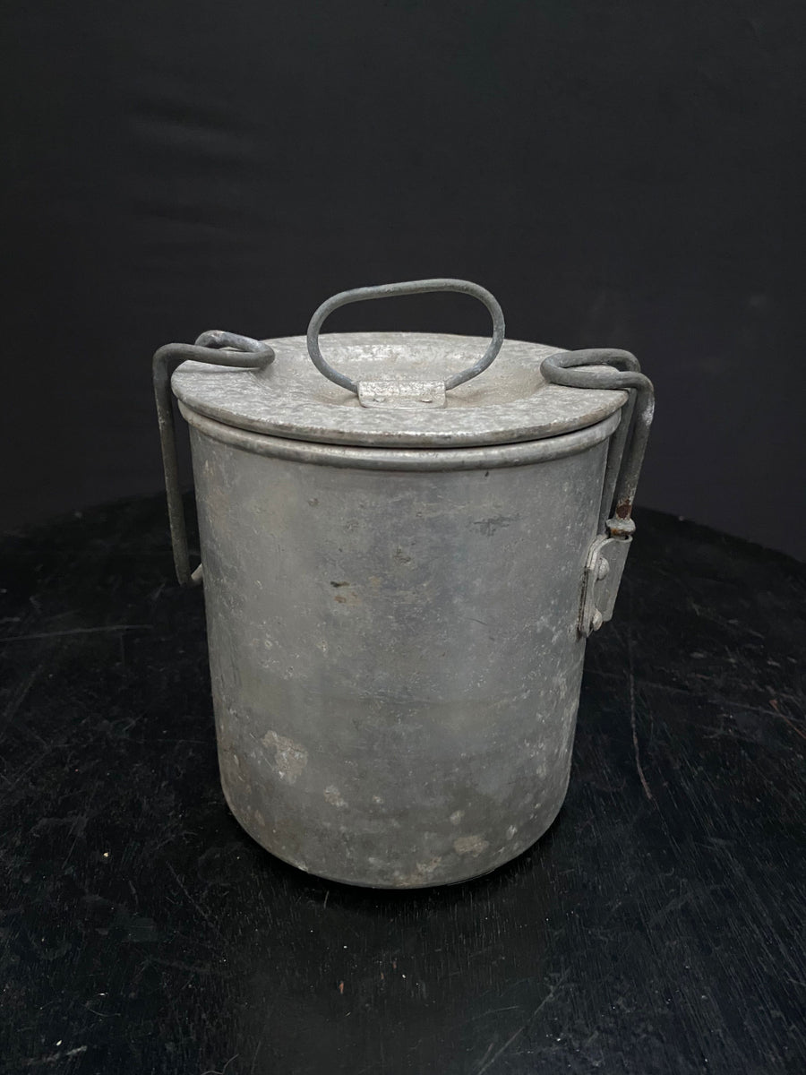 WWII Metal Food Container "Billy Can" – Ashwood Props