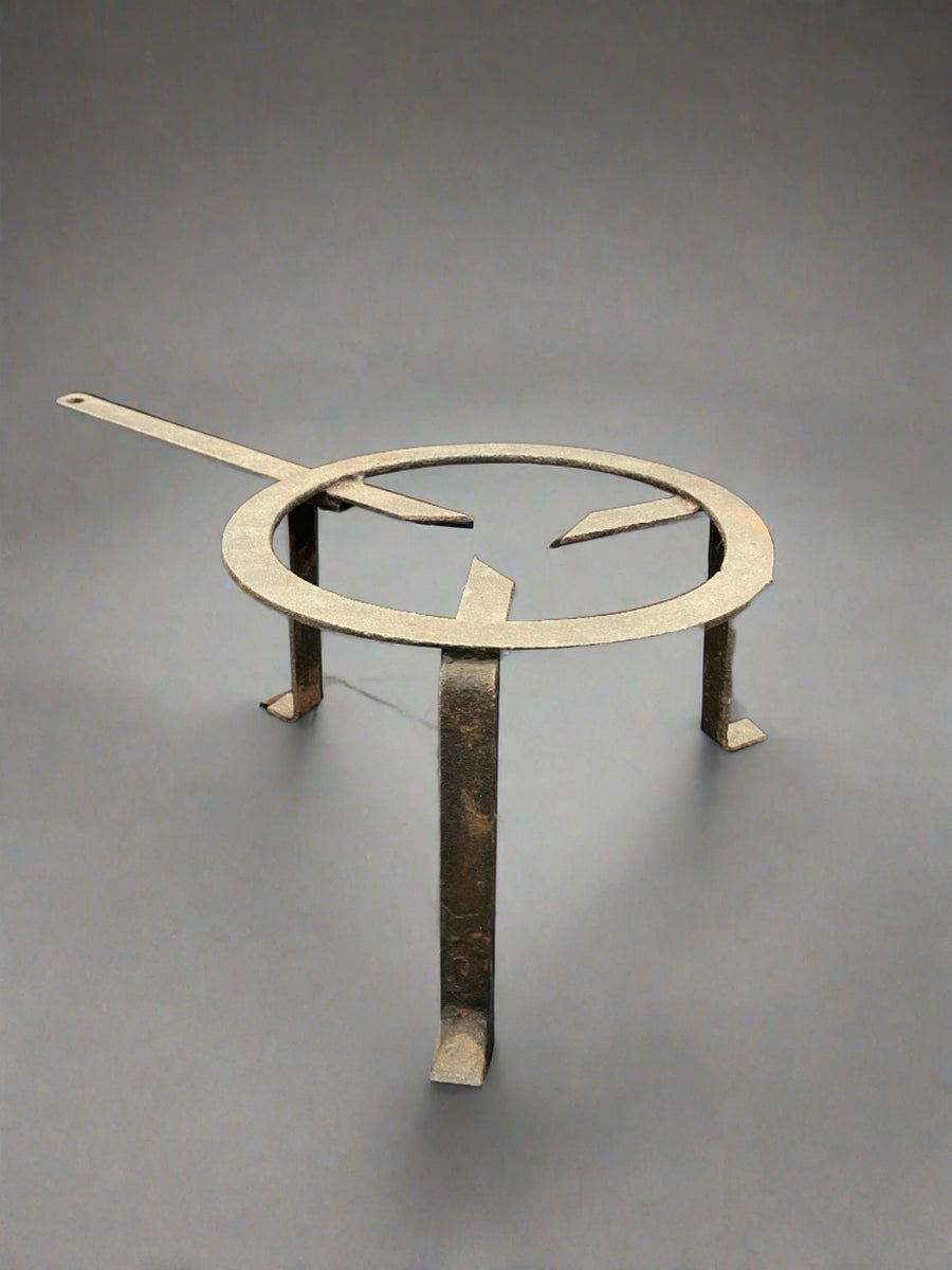 Wrought Iron Tripod Stand – Ashwood Props