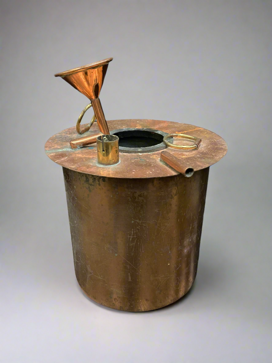 Antique Flashpoint Chemistry Vessel – Ashwood Props