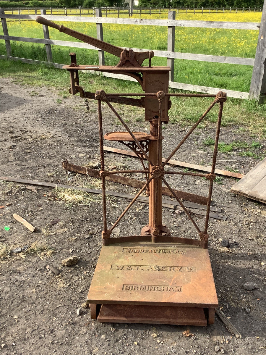 Large Metal Platform Scales – Ashwood Props