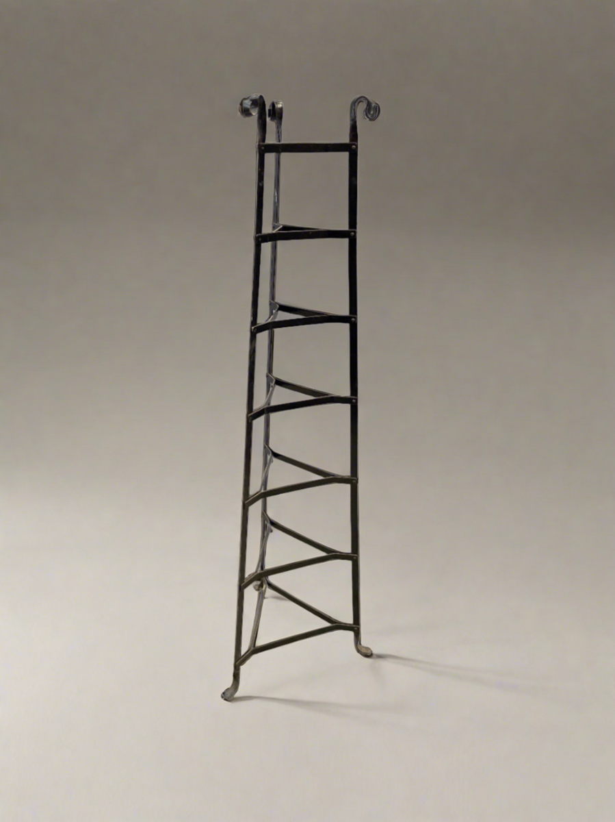 Tall Black Pan Stand – Ashwood Props