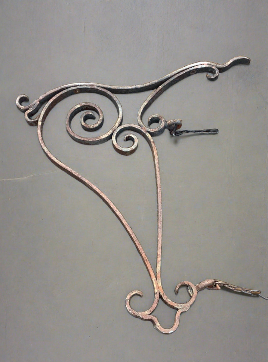 Curved Bracket – Ashwood Props