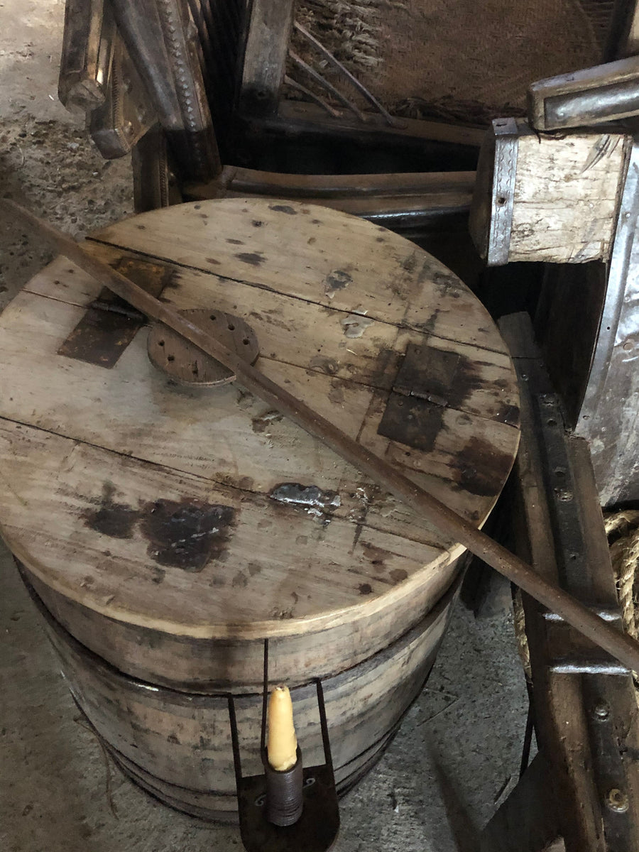 Long Metal Rod – Ashwood Props