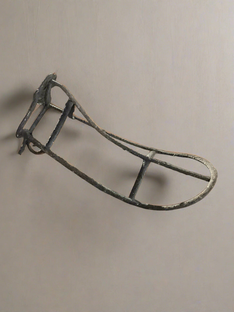 Metal Saddle Rack – Ashwood Props