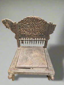 Asymmetrical Indian Prayer Stool – Ashwood Props