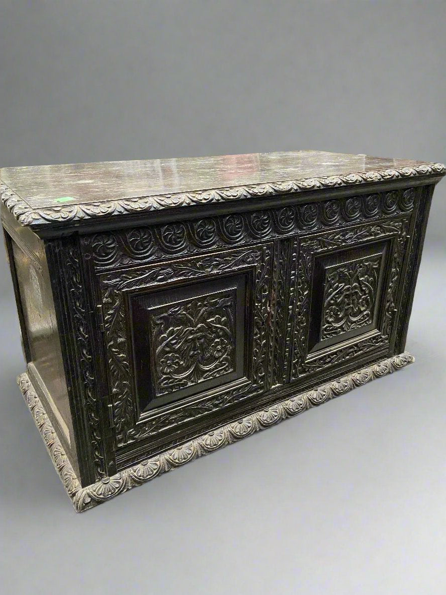 Dark Wooden Storage Chest with Oak Leaves – Ashwood Props
